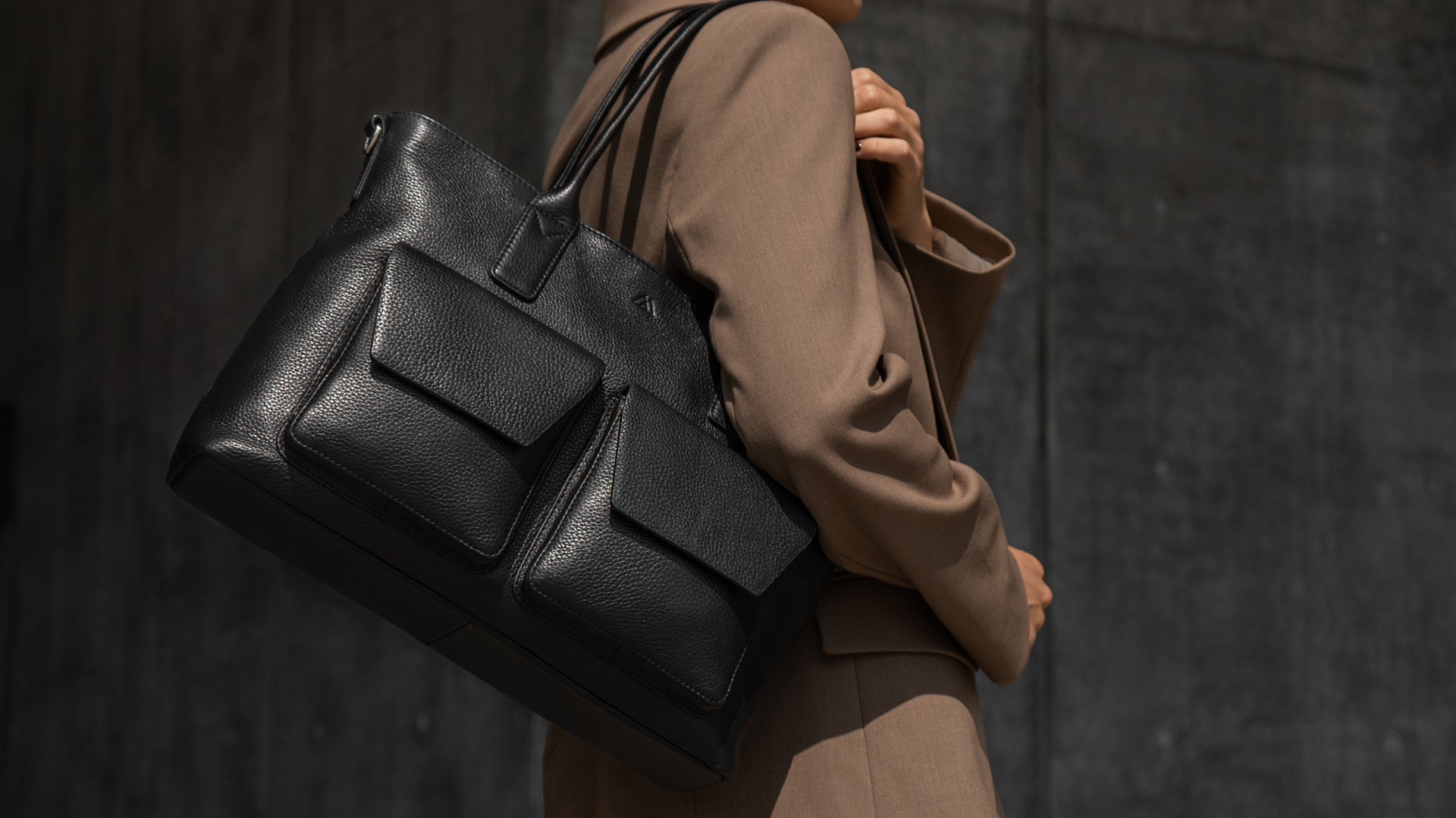 Computertasker til damer i læder – Markberg.dk